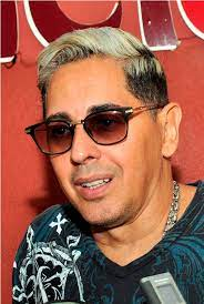 Portal Cubarte - LOS 25 DE PAULO FG EN EL DAN DEN